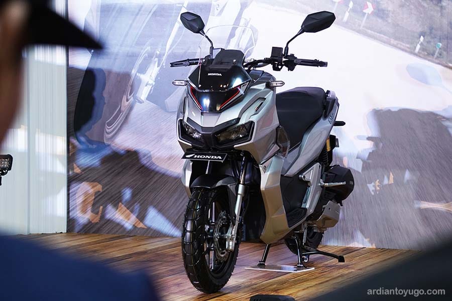Review Honda ADV 150: Beda Banget dengan PCX...!! » LajuMotor.com