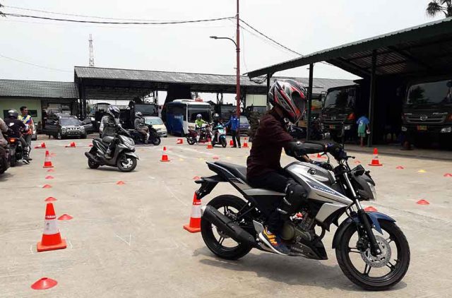 Edukasi Safety Riding Yamaha Bikin Bangga Berkendara... » LajuMotor.com